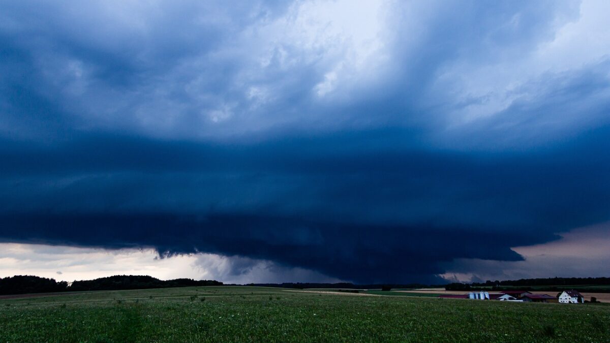 Ne, ovo nije fotografija oluje koja je pogodila regiju. Oblak je ...